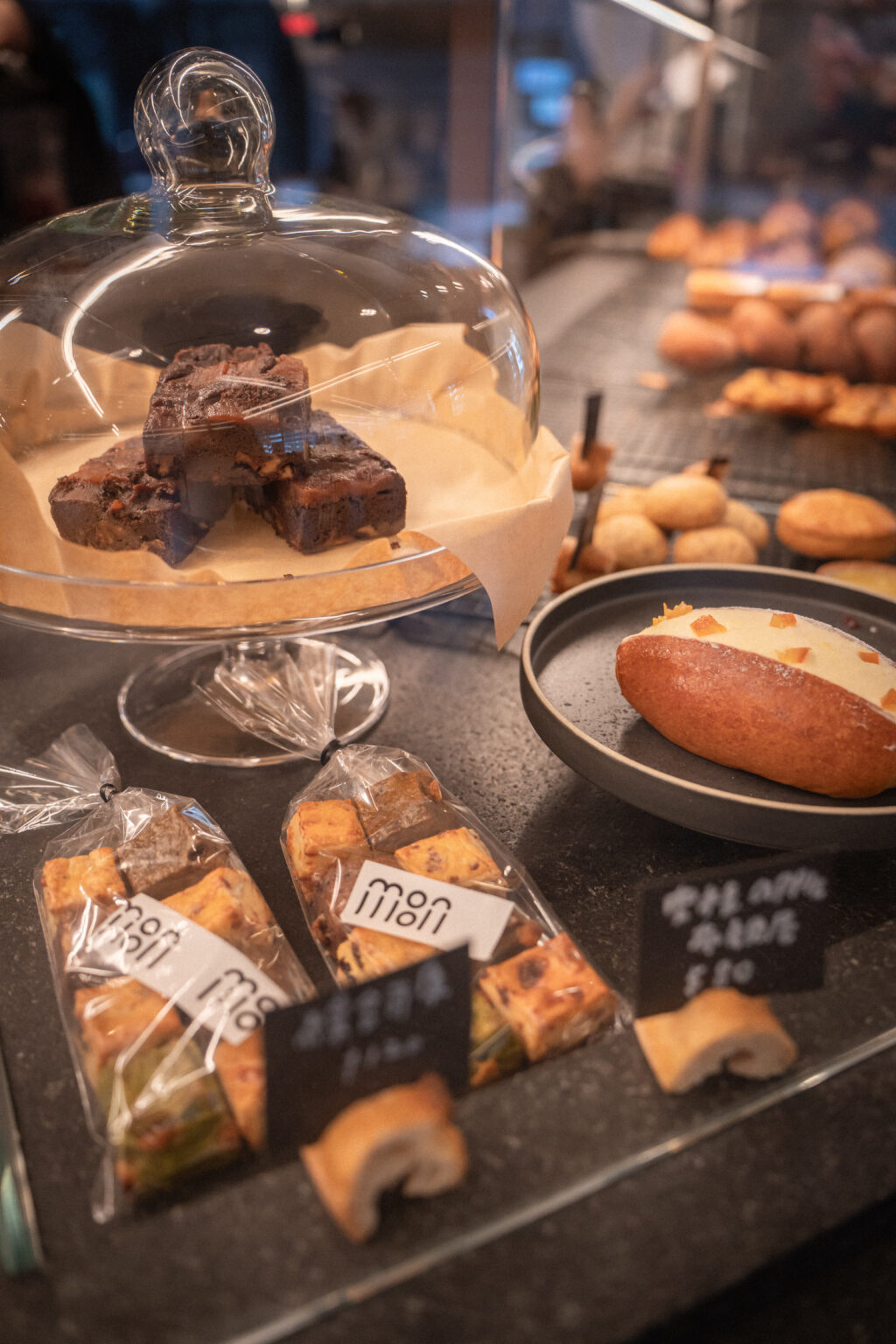 Moon Baking Studio｜月光與烘焙揉和的甜蜜滋味｜具有藝術美感的喜餅 - WeddingDay 好婚鑑定團